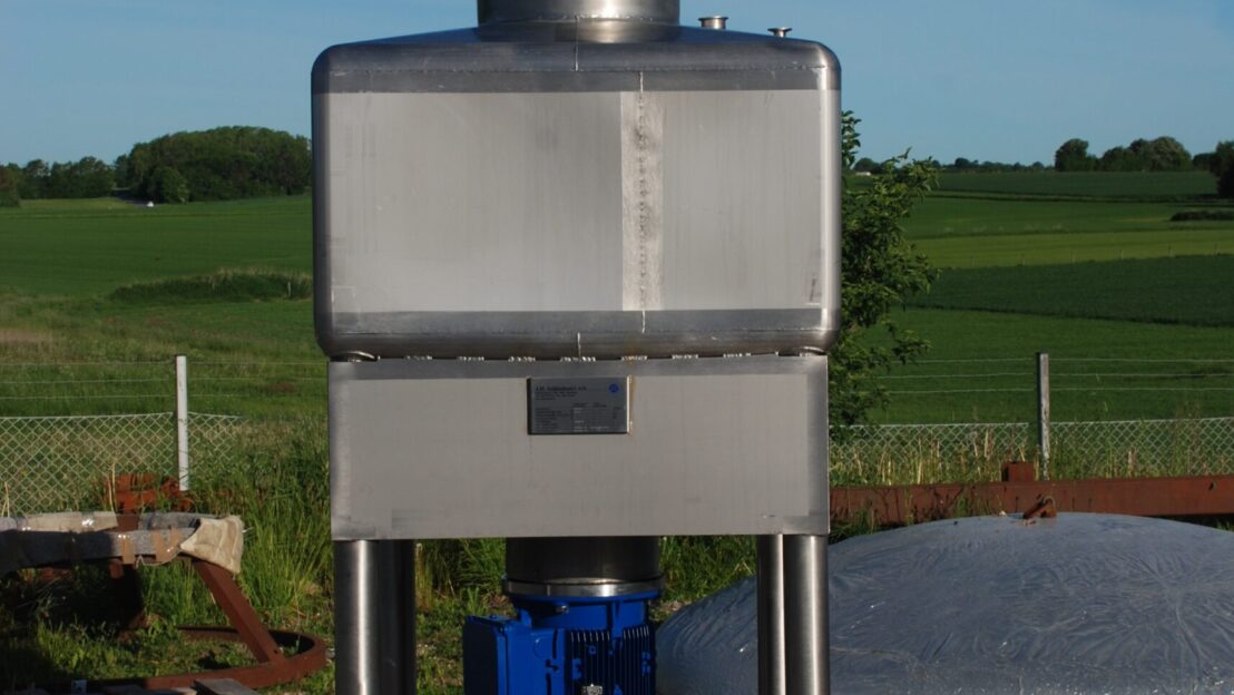 Mixing tanks in stainless steel - JH Stålindustri A/S